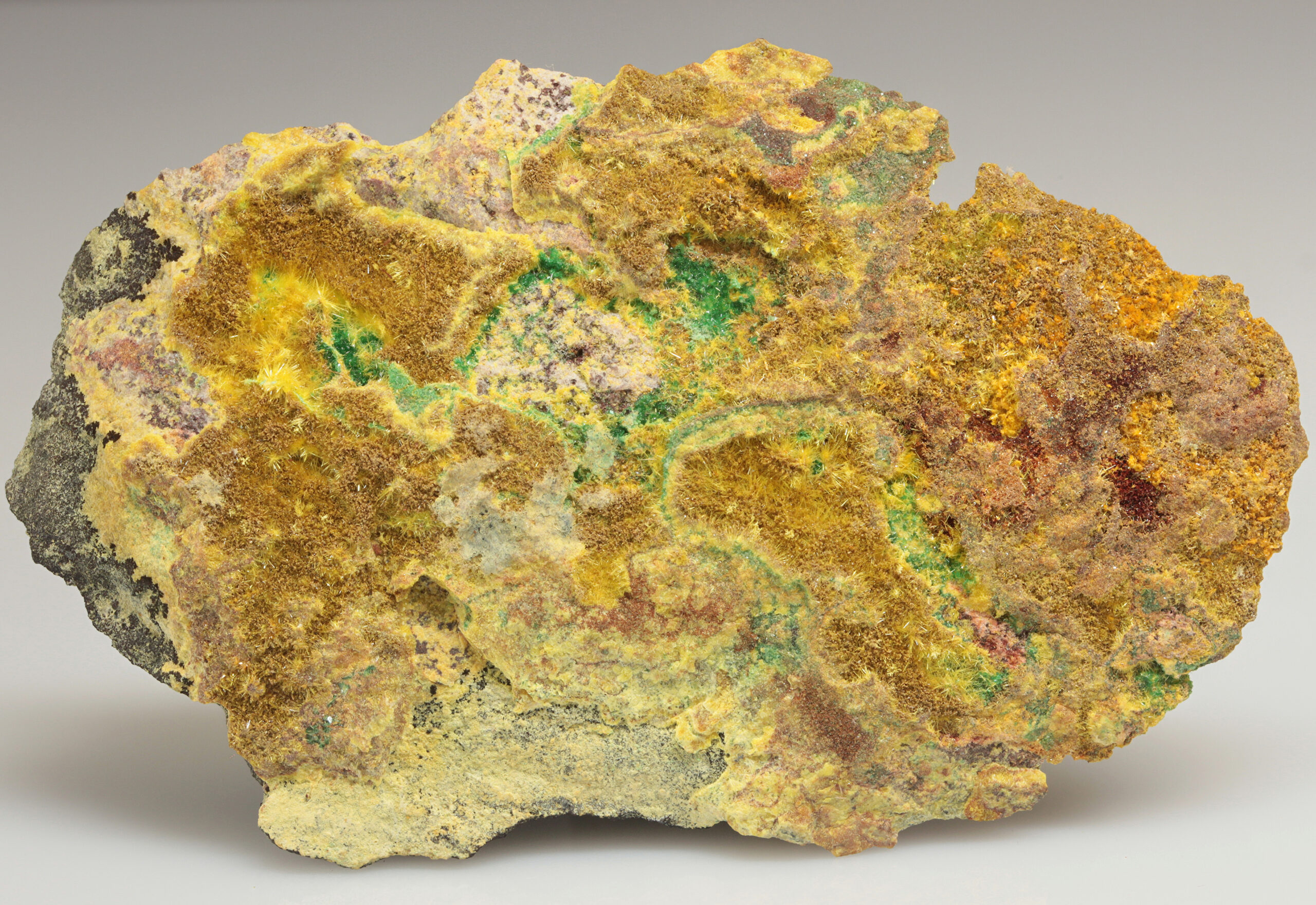 Rutherfordine, Sklodowskite, Malachite, Soddyite: Musonoi Mine, Kolwezi ...