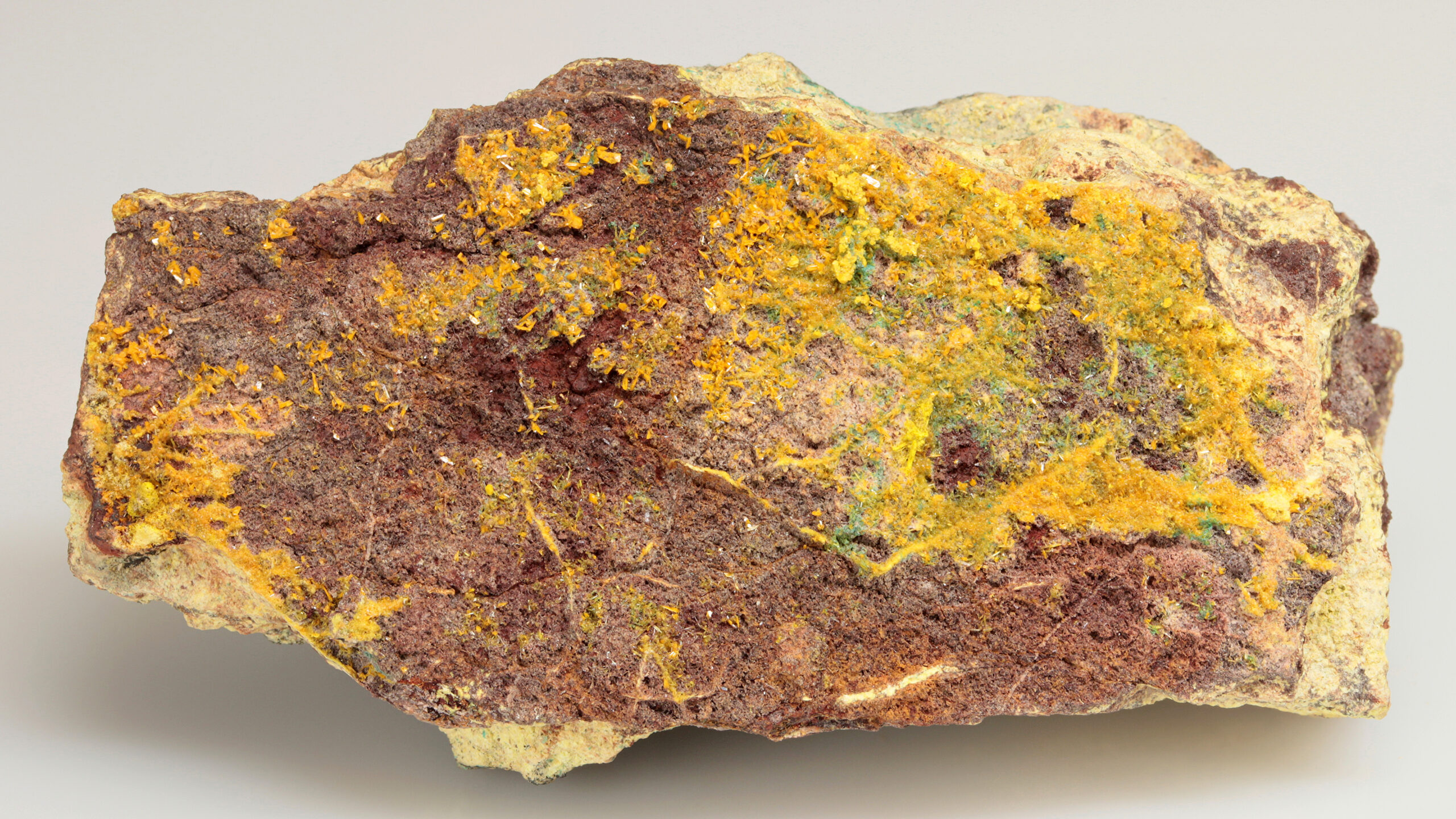 Kasolite, Uranophane, Soddyite, Malachite: Musonoi Mine, Kolwezi ...