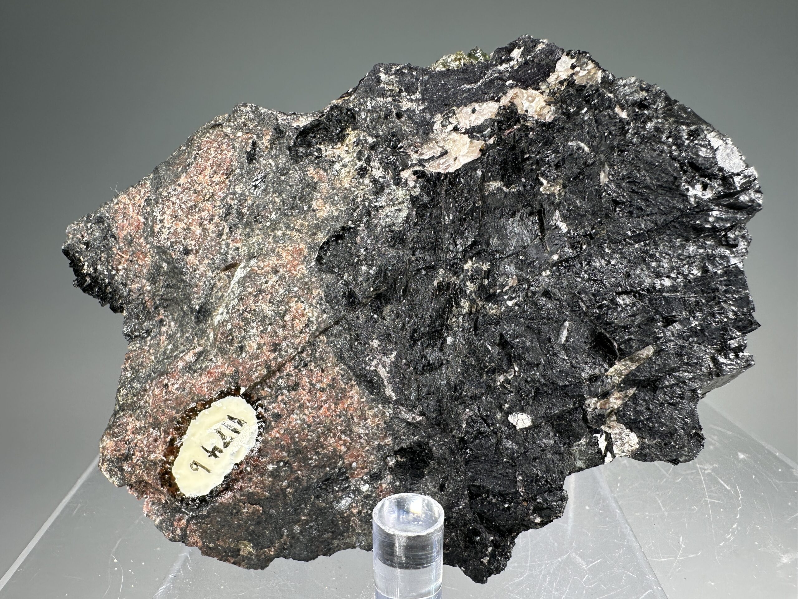 Uraninite, Fluorite, Pyroxene: Richardson Mine, Cardiff Township ...