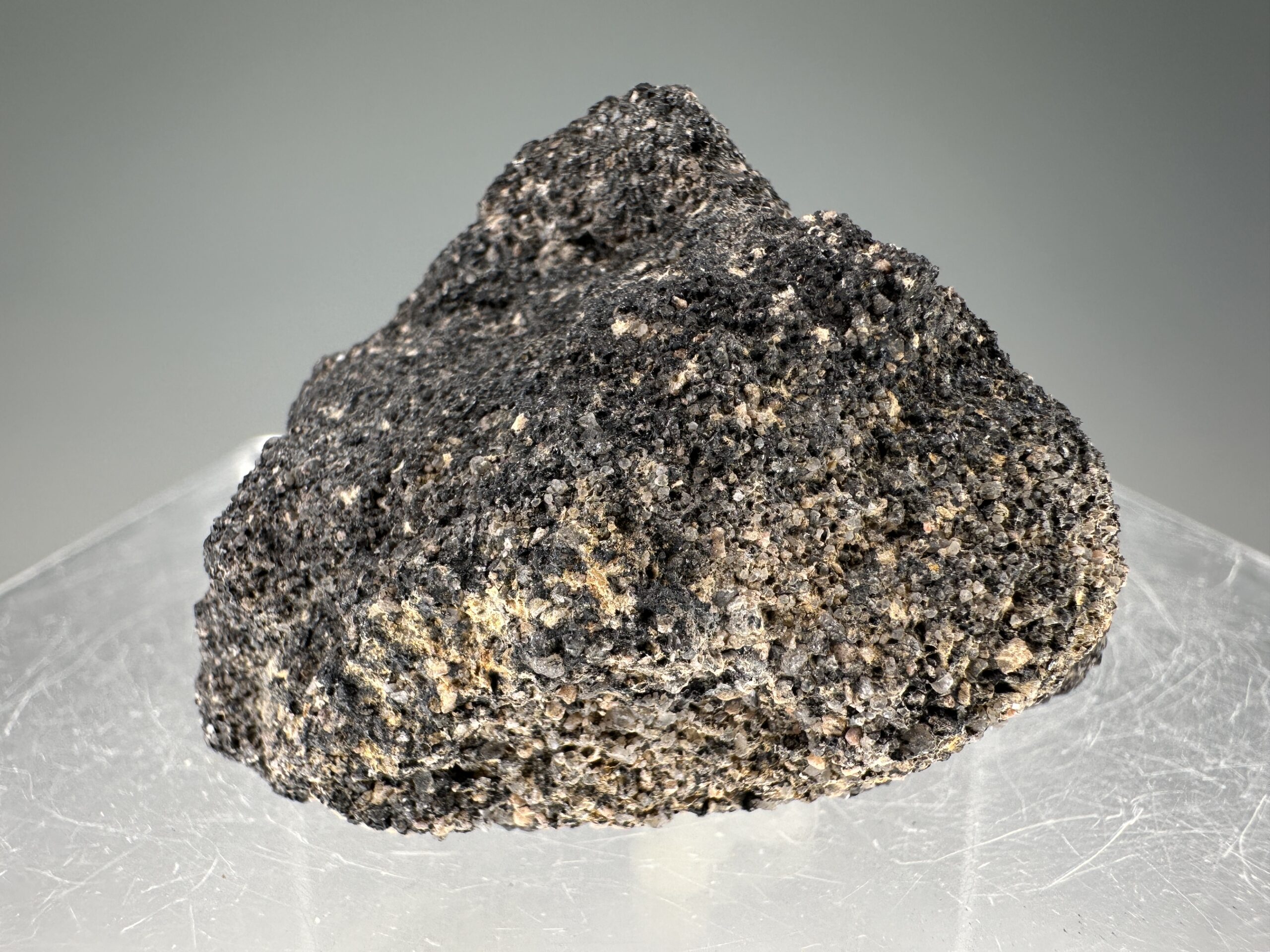 Uraninite var. Pitchblende: Jackpile Mine, Laguna subdistrict, Cibola ...